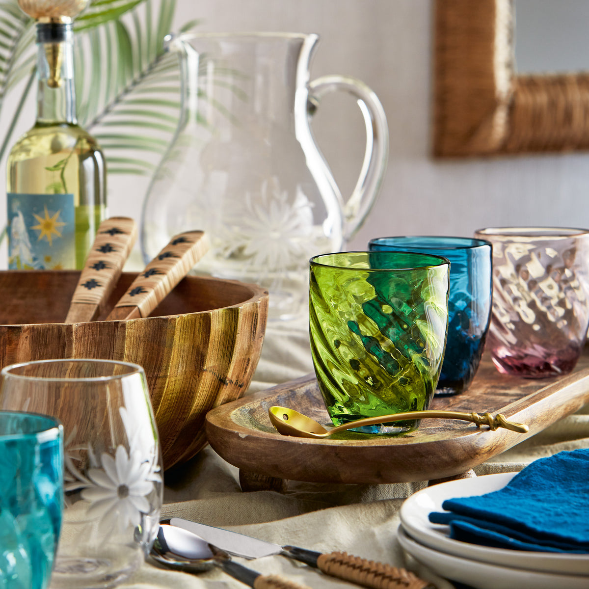 Lets Entertain – tag